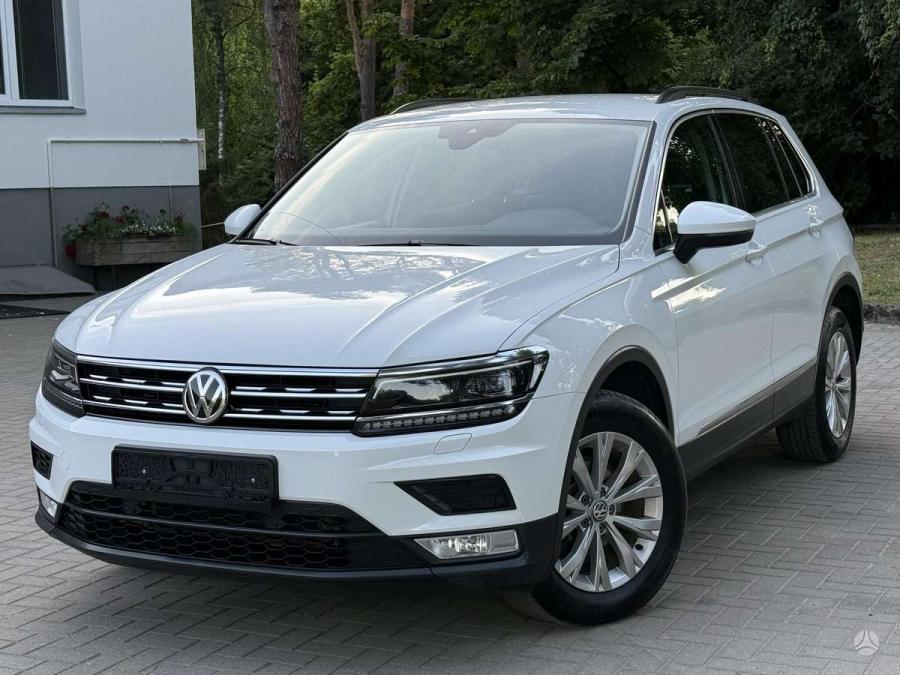 White Volkswagen Tiguan 2016 in Prienai, with an engine capacity of 1.97 L and mileage of 165 thousand km for 14950 €, photo 7 on AUTOMOTO.COM.LV