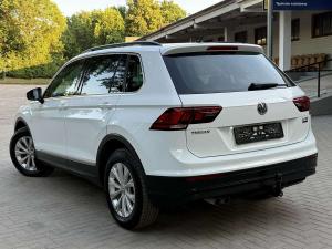 White Volkswagen Tiguan 2016 in Prienai, with an engine capacity of 1.97 L and mileage of 165 thousand km for 14950 €, photo 18 on AUTOMOTO.COM.LV
