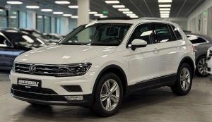 White Volkswagen Tiguan 2016 in Klaipeda, with an engine capacity of 1.98 L and mileage of 279 thousand km for 14950 €, photo 9 on AUTOMOTO.COM.LV