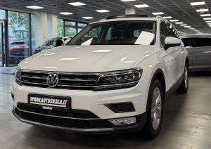 White Volkswagen Tiguan 2016 in Klaipeda, with an engine capacity of 1.98 L and mileage of 279 thousand km for 14950 €, photo 12 on AUTOMOTO.COM.LV