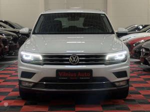White Volkswagen Tiguan 2016 in Vilnius, with an engine capacity of 1.97 L and mileage of 290 thousand km for 17990 €, photo 3 on AUTOMOTO.COM.LV