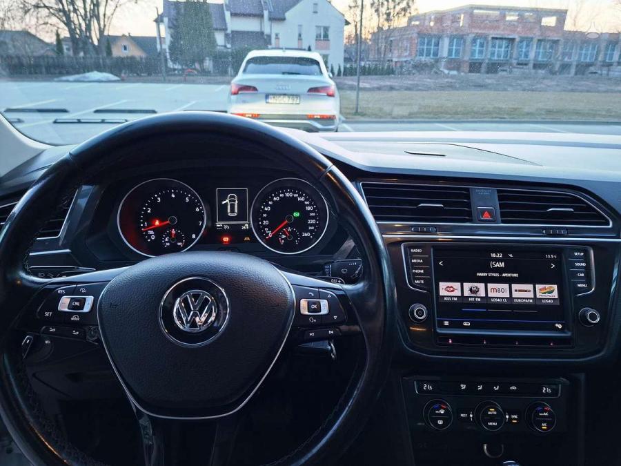 Balts Volkswagen Tiguan 2016 Viļņa, ar dzinēja tilpumu 1.40 L un nobraukumu 195 tūkst. km par 13650 €, foto 10 vietnē AUTOMOTO.COM.LV