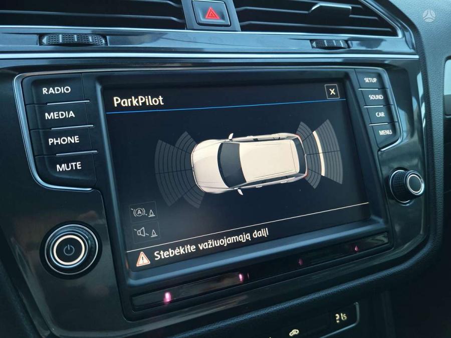 Balts Volkswagen Tiguan 2016 Viļņa, ar dzinēja tilpumu 1.40 L un nobraukumu 195 tūkst. km par 13650 €, foto 25 vietnē AUTOMOTO.COM.LV