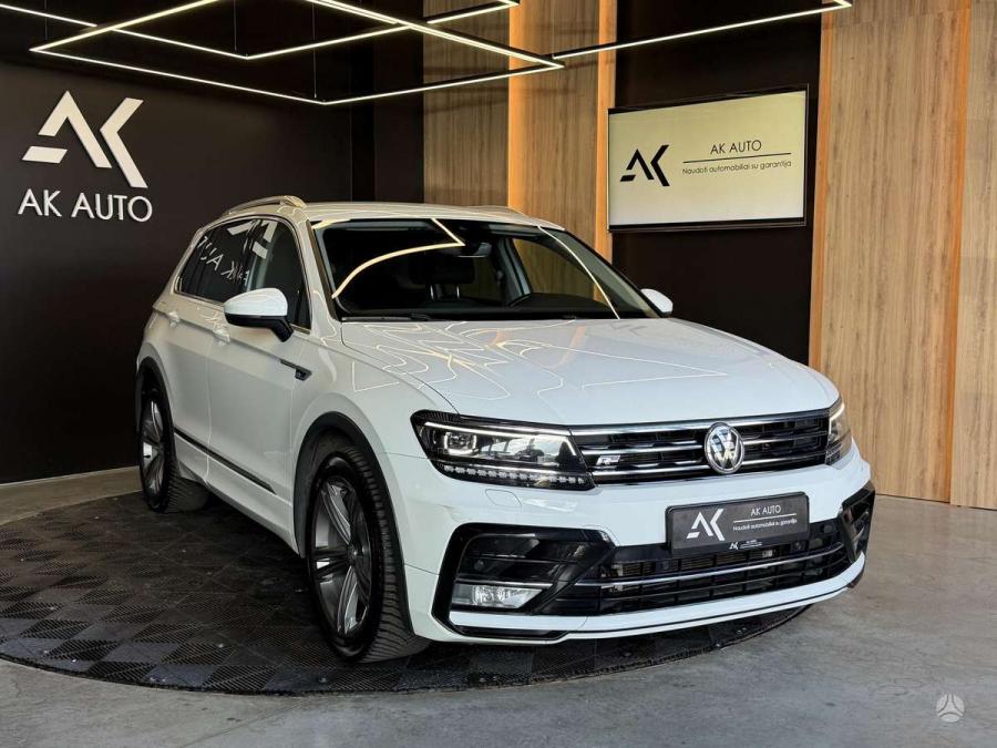 White Volkswagen Tiguan 2016 in Kaunas, with an engine capacity of 1.97 L and mileage of 181 thousand km for 17490 €, photo 4 on AUTOMOTO.COM.LV