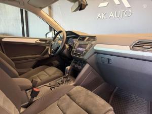 White Volkswagen Tiguan 2016 in Kaunas, with an engine capacity of 1.97 L and mileage of 181 thousand km for 17490 €, photo 19 on AUTOMOTO.COM.LV