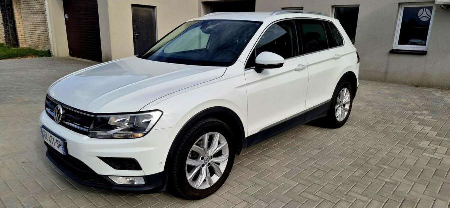 White Volkswagen Tiguan 2016 in Taurage, with an engine capacity of 1.97 L and mileage of 257 thousand km for 11100 €, photo 9 on AUTOMOTO.COM.LV