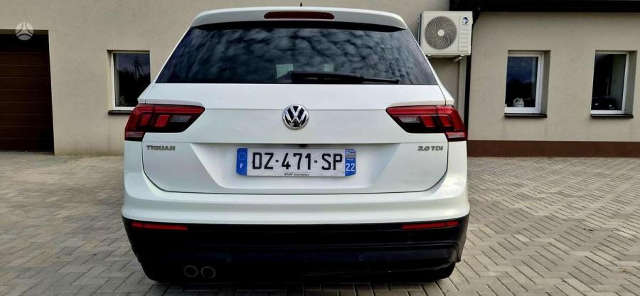 White Volkswagen Tiguan 2016 in Taurage, with an engine capacity of 1.97 L and mileage of 257 thousand km for 11100 €, photo 22 on AUTOMOTO.COM.LV