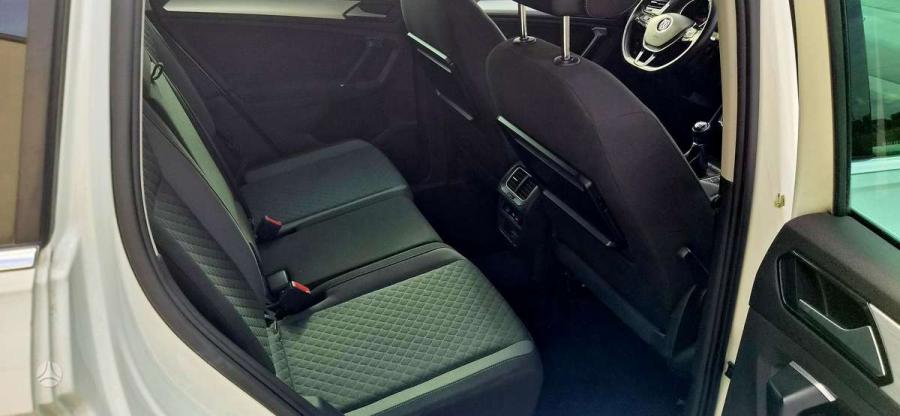 White Volkswagen Tiguan 2016 in Taurage, with an engine capacity of 1.97 L and mileage of 257 thousand km for 11100 €, photo 33 on AUTOMOTO.COM.LV