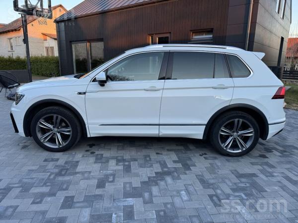 White Volkswagen Tiguan 2016 in Riga, with an engine capacity of 2.00 L and mileage of 294 thousand km for 15200 €, photo 6 on AUTOMOTO.COM.LV