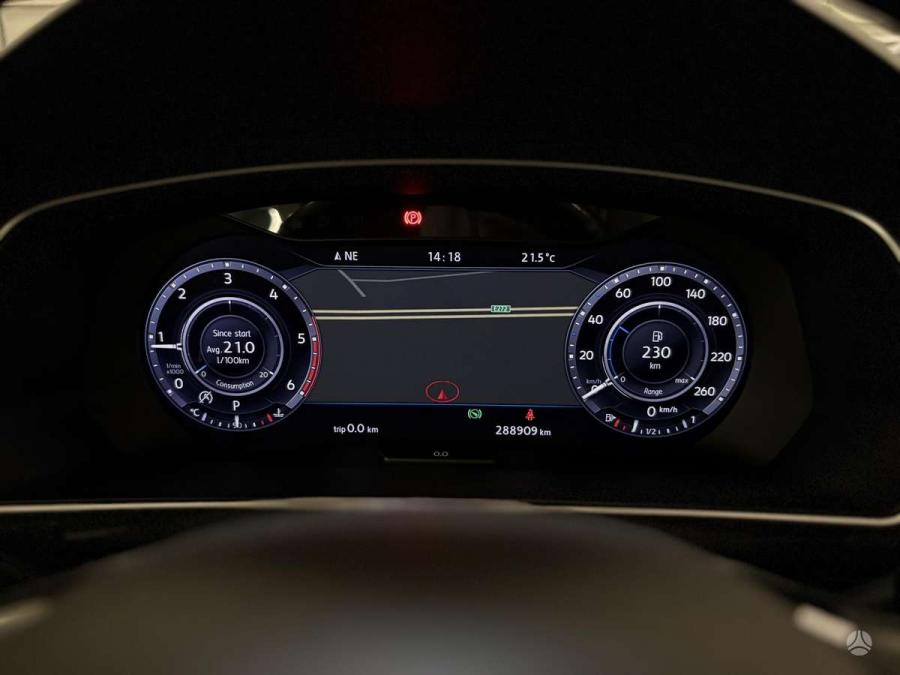 White Volkswagen Tiguan 2016 in Vilnius, with an engine capacity of 1.97 L and mileage of 290 thousand km for 17490 €, photo 22 on AUTOMOTO.COM.LV