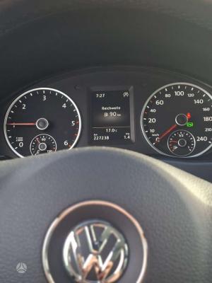White Volkswagen Tiguan 2016 in Telschi, with an engine capacity of 1.97 L and mileage of 227 thousand km for 12400 €, photo 5 on AUTOMOTO.COM.LV
