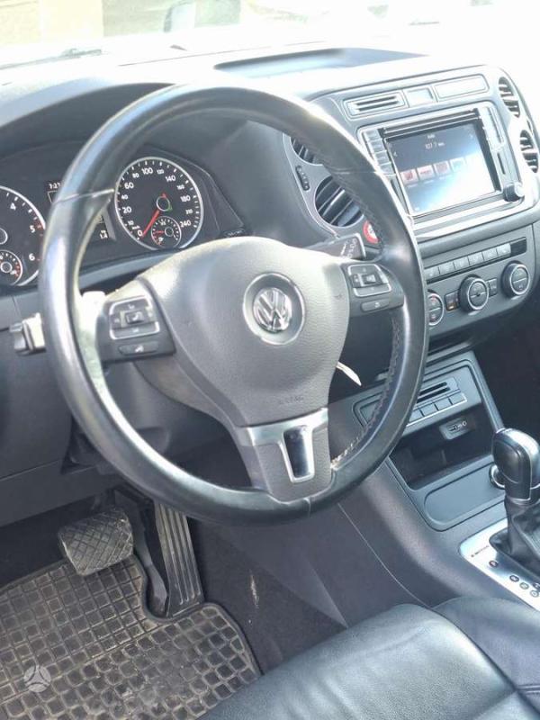 Balts Volkswagen Tiguan 2016 Telšiai, ar dzinēja tilpumu 1.97 L un nobraukumu 227 tūkst. km par 12400 €, foto 6 vietnē AUTOMOTO.COM.LV