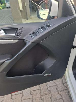 White Volkswagen Tiguan 2016 in Telschi, with an engine capacity of 1.97 L and mileage of 227 thousand km for 12400 €, photo 9 on AUTOMOTO.COM.LV