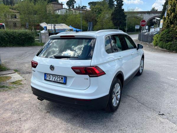 Balts Volkswagen Tiguan 2016 Šauļi, ar dzinēja tilpumu 1.39 L un nobraukumu 158 tūkst. km par 10700 €, foto 9 vietnē AUTOMOTO.COM.LV