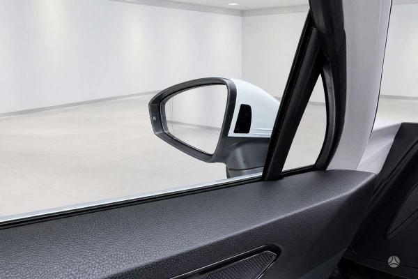 Volkswagen Tiguan 2016 Kauņa vietnē Balts Volkswagen Tiguan 2016 Kauņa, ar dzinēja tilpumu 1.97 L un nobraukumu 288 tūkst. km par 16499 €, foto 10 vietnē AUTOMOTO.COM.LV