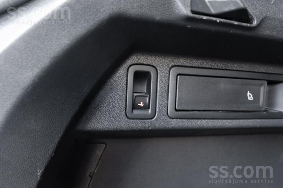 Balts Volkswagen Tiguan 2016 Rīga, ar dzinēja tilpumu 2.00 L un nobraukumu 258 tūkst. km par 11850 €, foto 11 vietnē AUTOMOTO.COM.LV