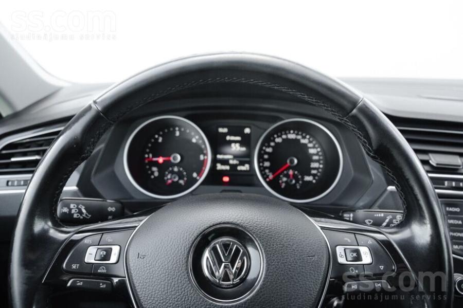 Balts Volkswagen Tiguan 2016 Rīga, ar dzinēja tilpumu 2.00 L un nobraukumu 258 tūkst. km par 11850 €, foto 16 vietnē AUTOMOTO.COM.LV
