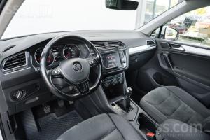 Balts Volkswagen Tiguan 2016 Rīga, ar dzinēja tilpumu 2.00 L un nobraukumu 258 tūkst. km par 11850 €, foto 22 vietnē AUTOMOTO.COM.LV