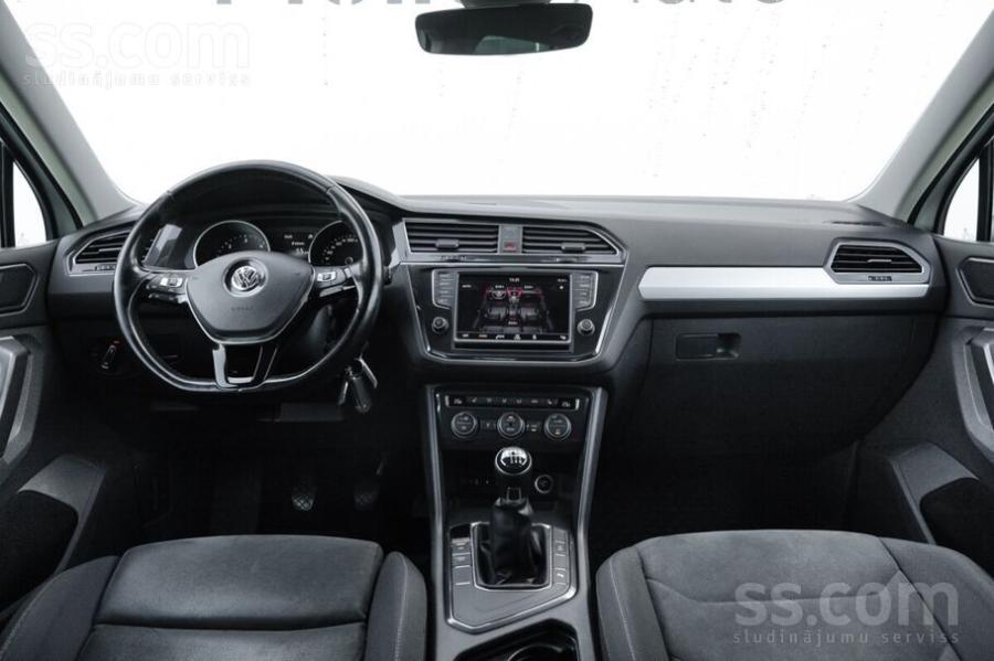 Balts Volkswagen Tiguan 2016 Rīga, ar dzinēja tilpumu 2.00 L un nobraukumu 258 tūkst. km par 11850 €, foto 24 vietnē AUTOMOTO.COM.LV