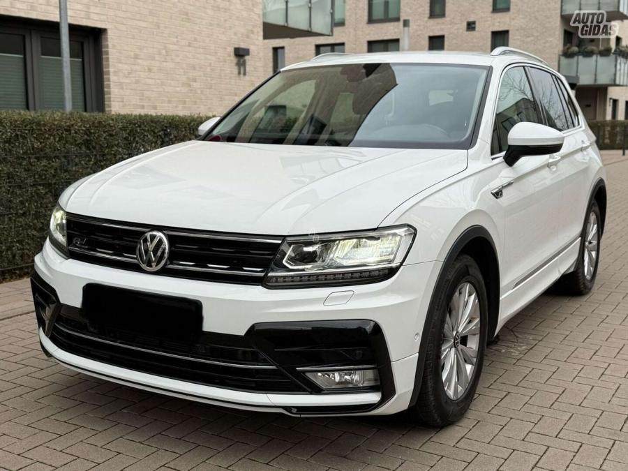 White Volkswagen Tiguan 2017 in Kaunas, with an engine capacity of 2.00 L and mileage of 95 thousand km for 24459 €, photo 3 on AUTOMOTO.COM.LV