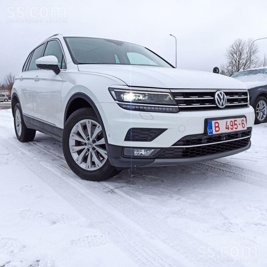 White Volkswagen Tiguan 2017 in Daugavpils, with an engine capacity of 2.00 L and mileage of 0 thousand km for 18600 €, photo 2 on AUTOMOTO.COM.LV