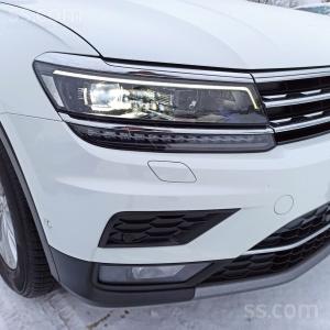 White Volkswagen Tiguan 2017 in Daugavpils, with an engine capacity of 2.00 L and mileage of 0 thousand km for 18600 €, photo 11 on AUTOMOTO.COM.LV