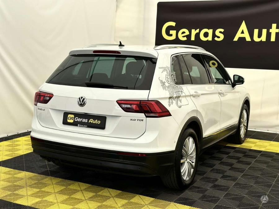 Balts Volkswagen Tiguan 2017 Viļņa, ar dzinēja tilpumu 1.97 L un nobraukumu 252 tūkst. km par 12550 €, foto 4 vietnē AUTOMOTO.COM.LV