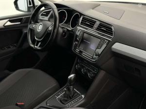 Balts Volkswagen Tiguan 2017 Viļņa, ar dzinēja tilpumu 1.97 L un nobraukumu 252 tūkst. km par 12550 €, foto 13 vietnē AUTOMOTO.COM.LV