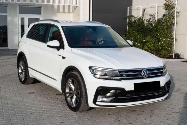 Balts Volkswagen Tiguan 2017 Viļņa, ar dzinēja tilpumu 1.40 L un nobraukumu 155 tūkst. km par 17000 €, foto 1 vietnē AUTOMOTO.COM.LV