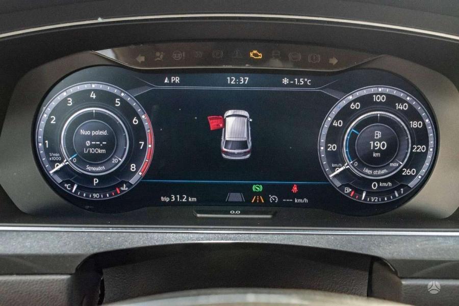 Balts Volkswagen Tiguan 2017 Viļņa, ar dzinēja tilpumu 1.40 L un nobraukumu 155 tūkst. km par 17000 €, foto 8 vietnē AUTOMOTO.COM.LV