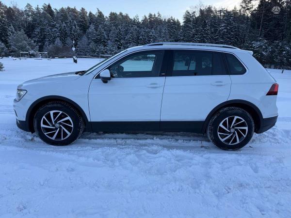 Balts Volkswagen Tiguan 2017 Tauragė, ar dzinēja tilpumu 1.97 L un nobraukumu 190 tūkst. km par 13500 €, foto 4 vietnē AUTOMOTO.COM.LV