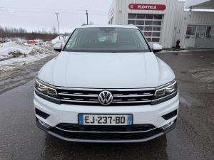 White Volkswagen Tiguan 2017 in Taurage, with an engine capacity of 1.97 L and mileage of 204 thousand km for 14900 €, photo 3 on AUTOMOTO.COM.LV