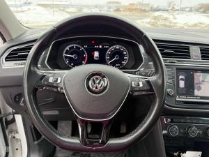 White Volkswagen Tiguan 2017 in Taurage, with an engine capacity of 1.97 L and mileage of 204 thousand km for 14900 €, photo 20 on AUTOMOTO.COM.LV