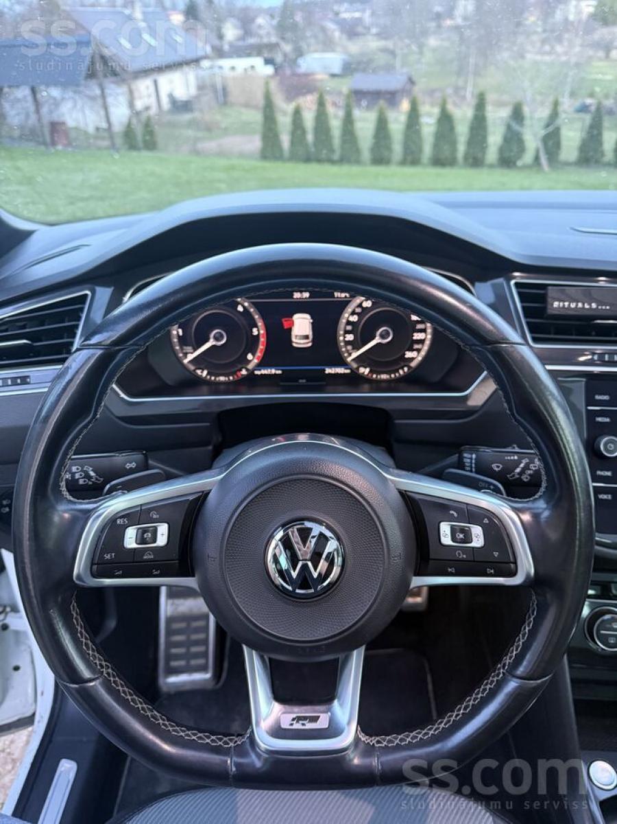 Balts Volkswagen Tiguan 2017 Kuldīga, ar dzinēja tilpumu 2.00 L un nobraukumu 248 tūkst. km par 16900 €, foto 9 vietnē AUTOMOTO.COM.LV
