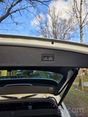 Balts Volkswagen Tiguan 2017 Rīga, ar dzinēja tilpumu 2.00 L un nobraukumu 88 tūkst. km par 22000 €, foto 20 vietnē AUTOMOTO.COM.LV