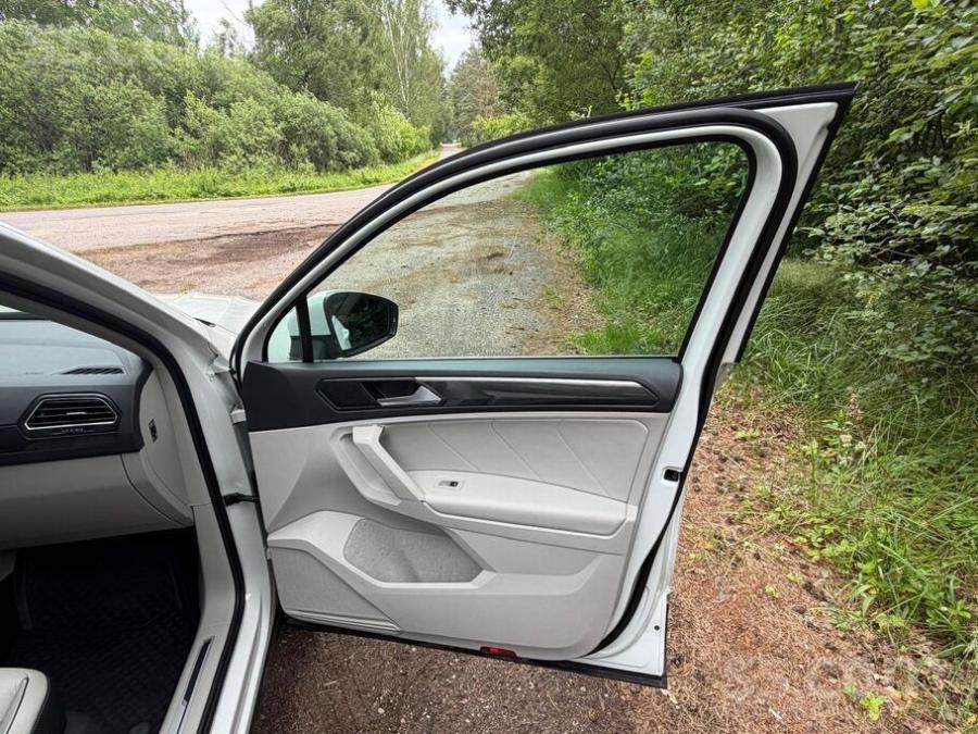Balts Volkswagen Tiguan 2017 Rīga, ar dzinēja tilpumu 1.40 L un nobraukumu 111 tūkst. km par 16955 €, foto 14 vietnē AUTOMOTO.COM.LV