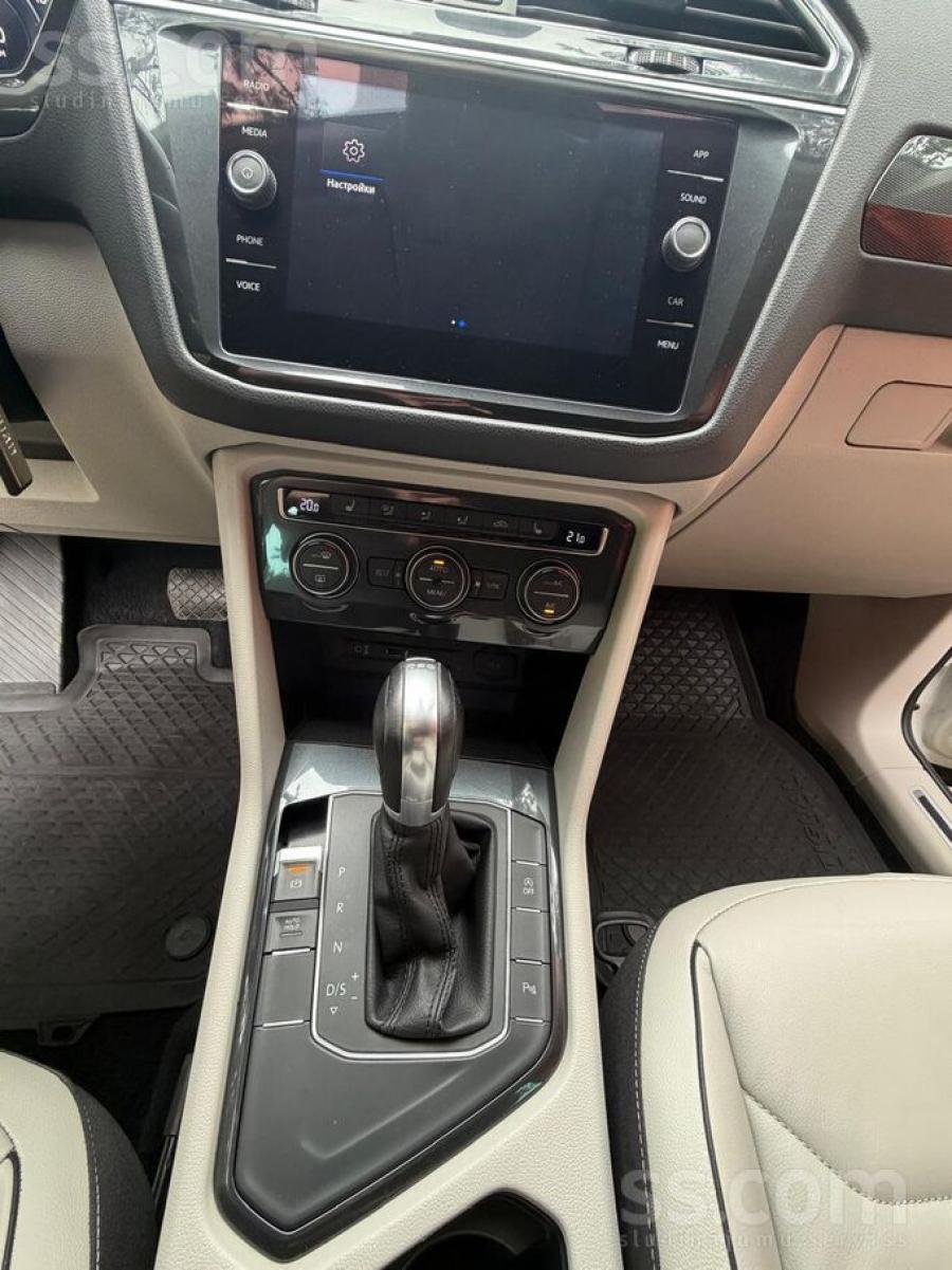 Balts Volkswagen Tiguan 2017 Rīga, ar dzinēja tilpumu 1.40 L un nobraukumu 111 tūkst. km par 16955 €, foto 23 vietnē AUTOMOTO.COM.LV