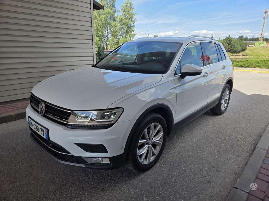 Balts Volkswagen Tiguan 2017 Viļņa, ar dzinēja tilpumu 1.97 L un nobraukumu 193 tūkst. km par 16000 €, foto 1 vietnē AUTOMOTO.COM.LV