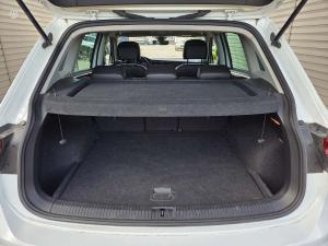 Balts Volkswagen Tiguan 2017 Viļņa, ar dzinēja tilpumu 1.97 L un nobraukumu 193 tūkst. km par 16000 €, foto 23 vietnē AUTOMOTO.COM.LV
