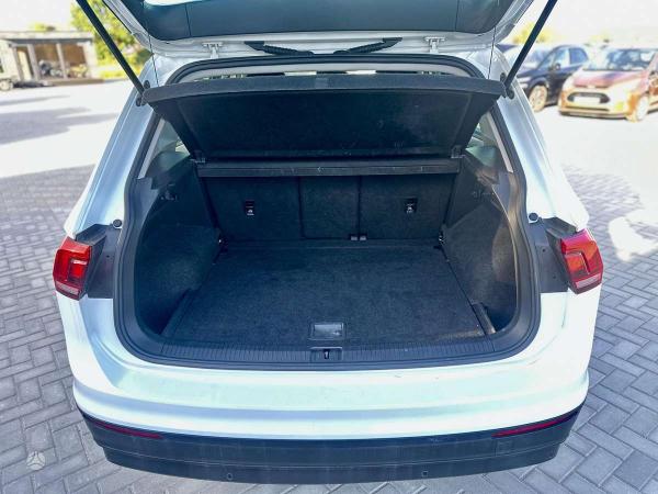 Balts Volkswagen Tiguan 2017 Tauragė, ar dzinēja tilpumu 1.97 L un nobraukumu 220 tūkst. km par 9800 €, foto 9 vietnē AUTOMOTO.COM.LV