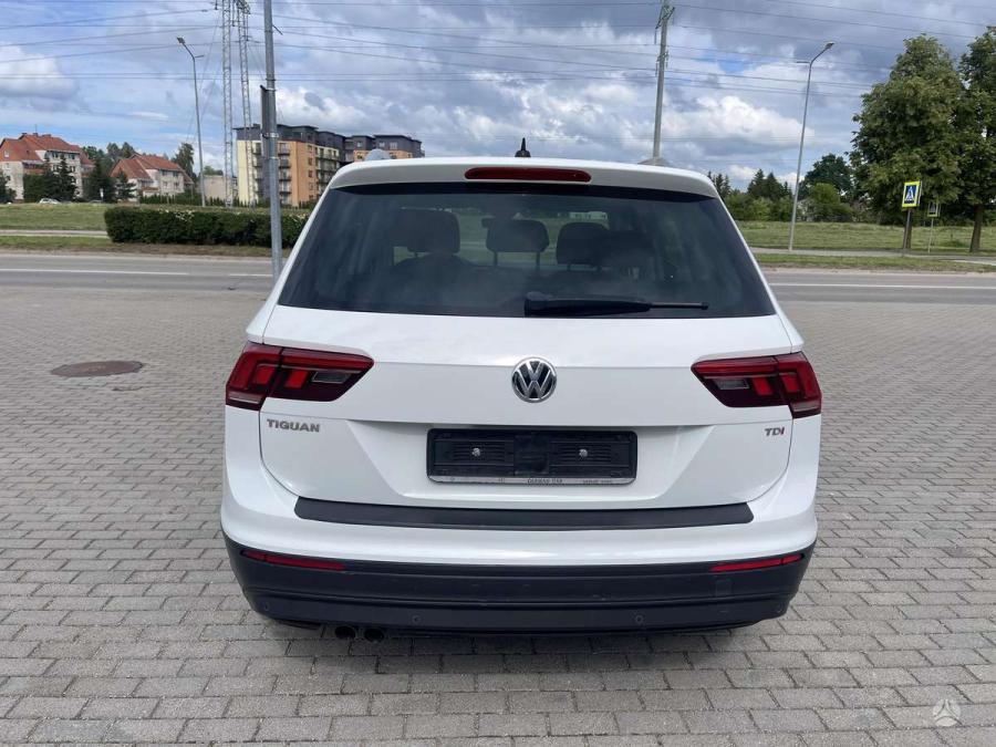 Balts Volkswagen Tiguan 2017 Šauļi, ar dzinēja tilpumu 1.60 L un nobraukumu 240 tūkst. km par 11300 €, foto 7 vietnē AUTOMOTO.COM.LV