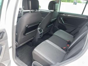Balts Volkswagen Tiguan 2017 Šauļi, ar dzinēja tilpumu 1.60 L un nobraukumu 240 tūkst. km par 11300 €, foto 28 vietnē AUTOMOTO.COM.LV