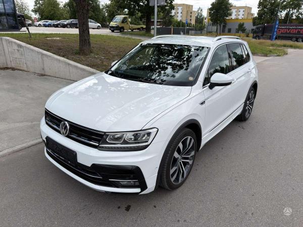Белый Фольксваген Тигуан 2017 в Паневежис, объемом двигателя 1.97 л и пробегом 274 тыс. км за 16300 €, фото 3 на AUTOMOTO.COM.LV