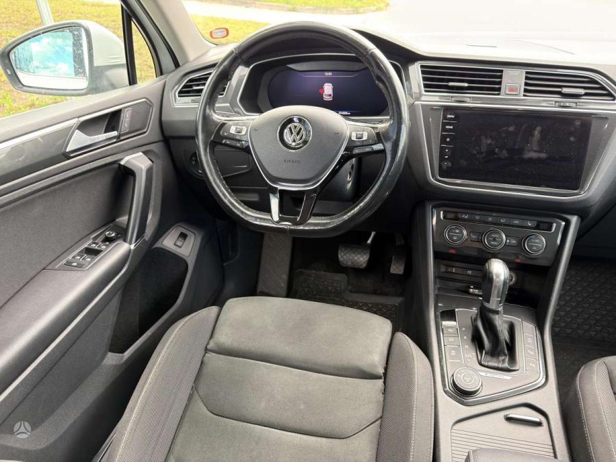 Balts Volkswagen Tiguan 2017 Panevēža, ar dzinēja tilpumu 1.97 L un nobraukumu 274 tūkst. km par 16300 €, foto 13 vietnē AUTOMOTO.COM.LV