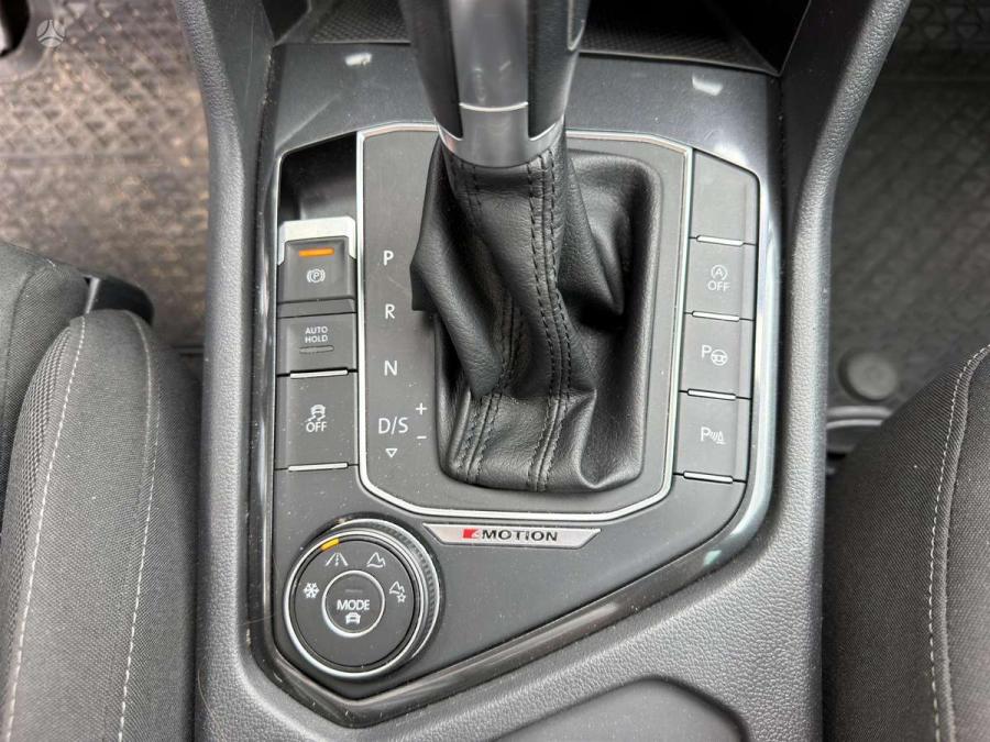 Balts Volkswagen Tiguan 2017 Panevēža, ar dzinēja tilpumu 1.97 L un nobraukumu 274 tūkst. km par 16300 €, foto 20 vietnē AUTOMOTO.COM.LV