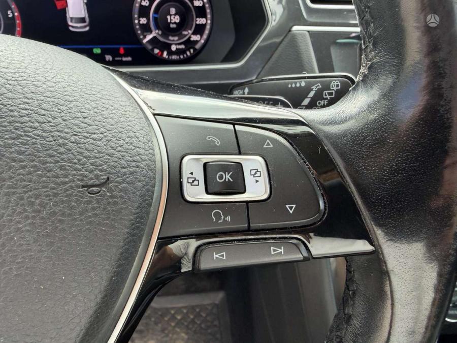 Balts Volkswagen Tiguan 2017 Panevēža, ar dzinēja tilpumu 1.97 L un nobraukumu 274 tūkst. km par 16300 €, foto 25 vietnē AUTOMOTO.COM.LV
