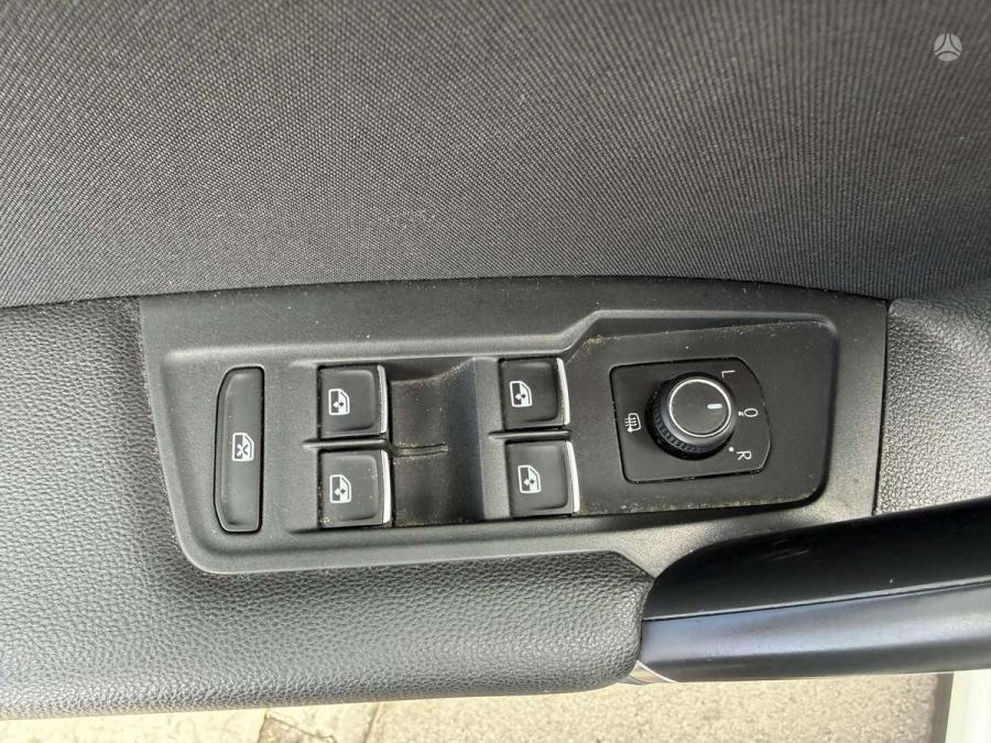 Balts Volkswagen Tiguan 2017 Panevēža, ar dzinēja tilpumu 1.97 L un nobraukumu 274 tūkst. km par 16300 €, foto 29 vietnē AUTOMOTO.COM.LV