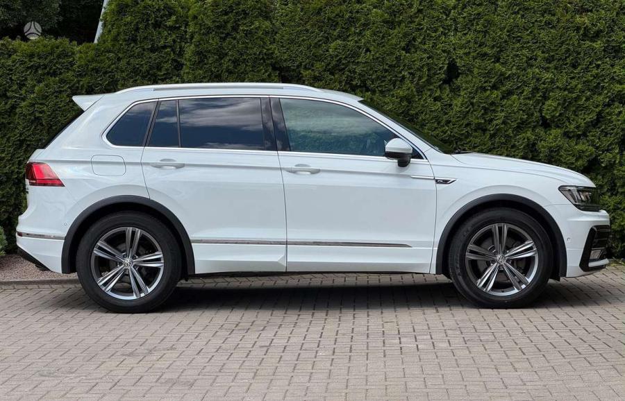 White Volkswagen Tiguan 2017 in Jonava, with an engine capacity of 1.97 L and mileage of 221 thousand km for 16700 €, photo 13 on AUTOMOTO.COM.LV