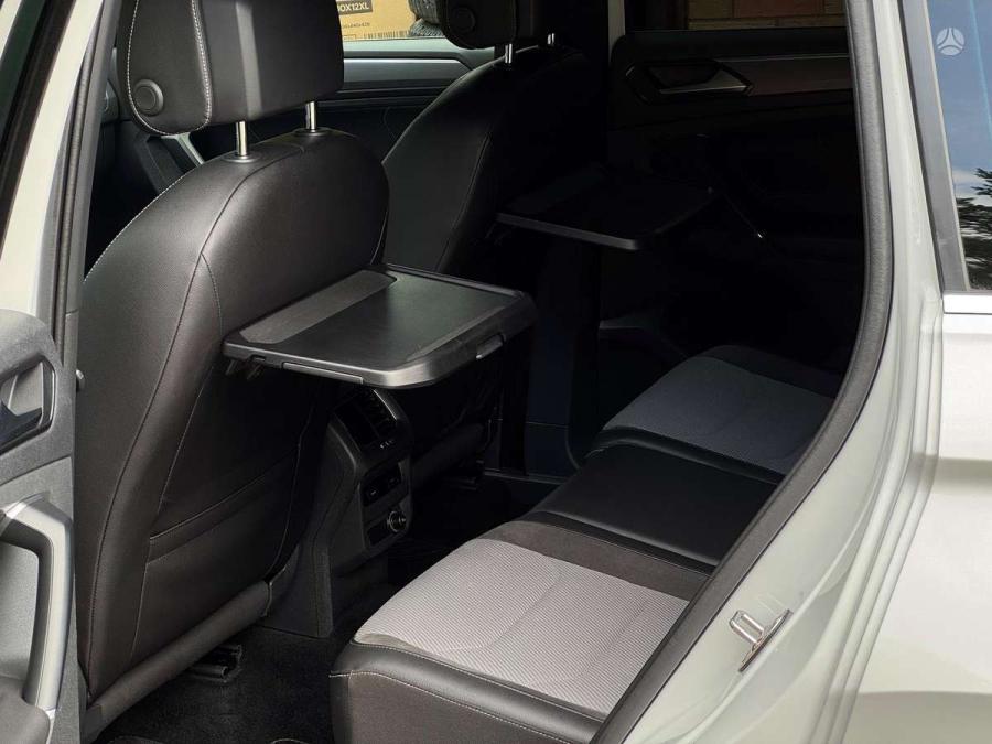White Volkswagen Tiguan 2017 in Jonava, with an engine capacity of 1.97 L and mileage of 221 thousand km for 16700 €, photo 23 on AUTOMOTO.COM.LV