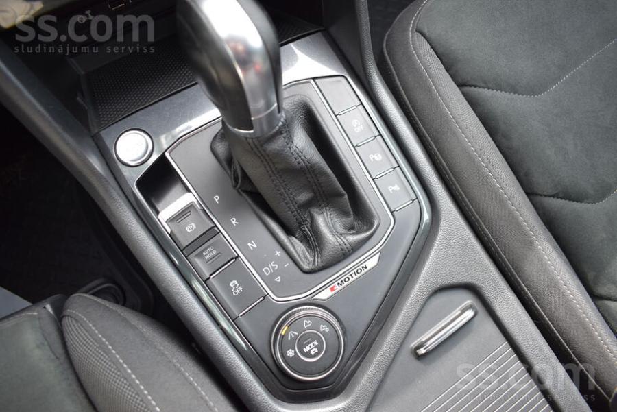 Balts Volkswagen Tiguan 2017 Kuldīga, ar dzinēja tilpumu 2.00 L un nobraukumu 0 tūkst. km par 15550 €, foto 11 vietnē AUTOMOTO.COM.LV